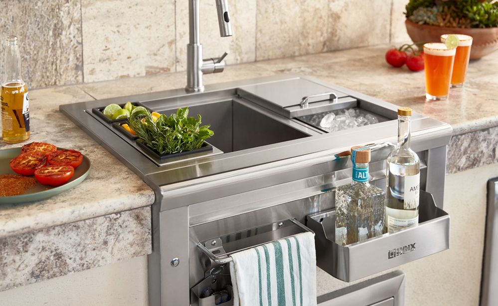 Sinks and Cocktail Stations